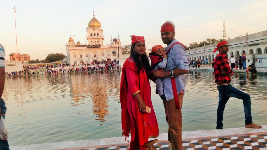 Bangla Sahib: Gurudwara is the word for a Sikh house of worship ...
